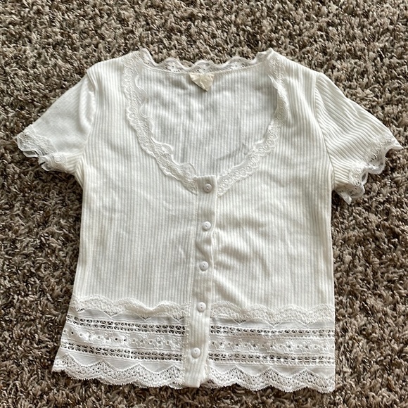 Caution To The Wind | Tops | Caution To The Wind White Button Up Crop ...
